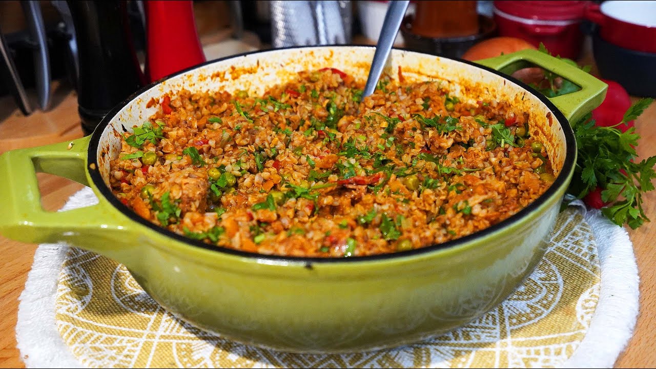 Orez de stepă cu piept de pui și bacon – rețetă delicioasă și simplă